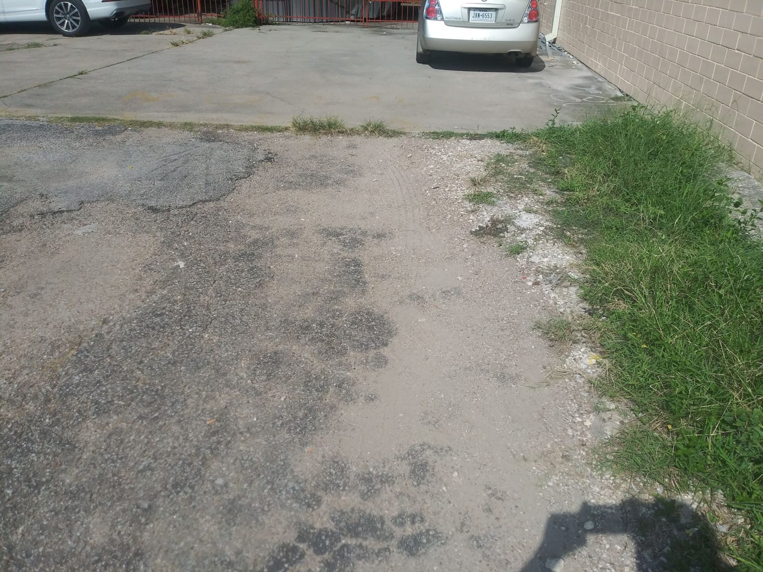 Commercial Asphalt And Pothole Repair - American Paving