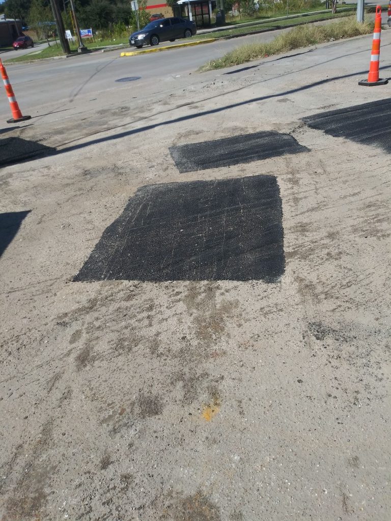 Commercial Asphalt And Pothole Repair - American Paving