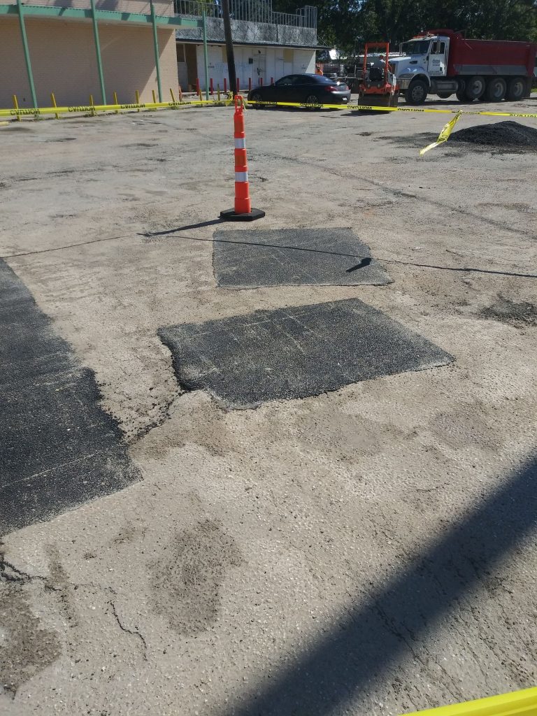 Commercial Asphalt And Pothole Repair - American Paving