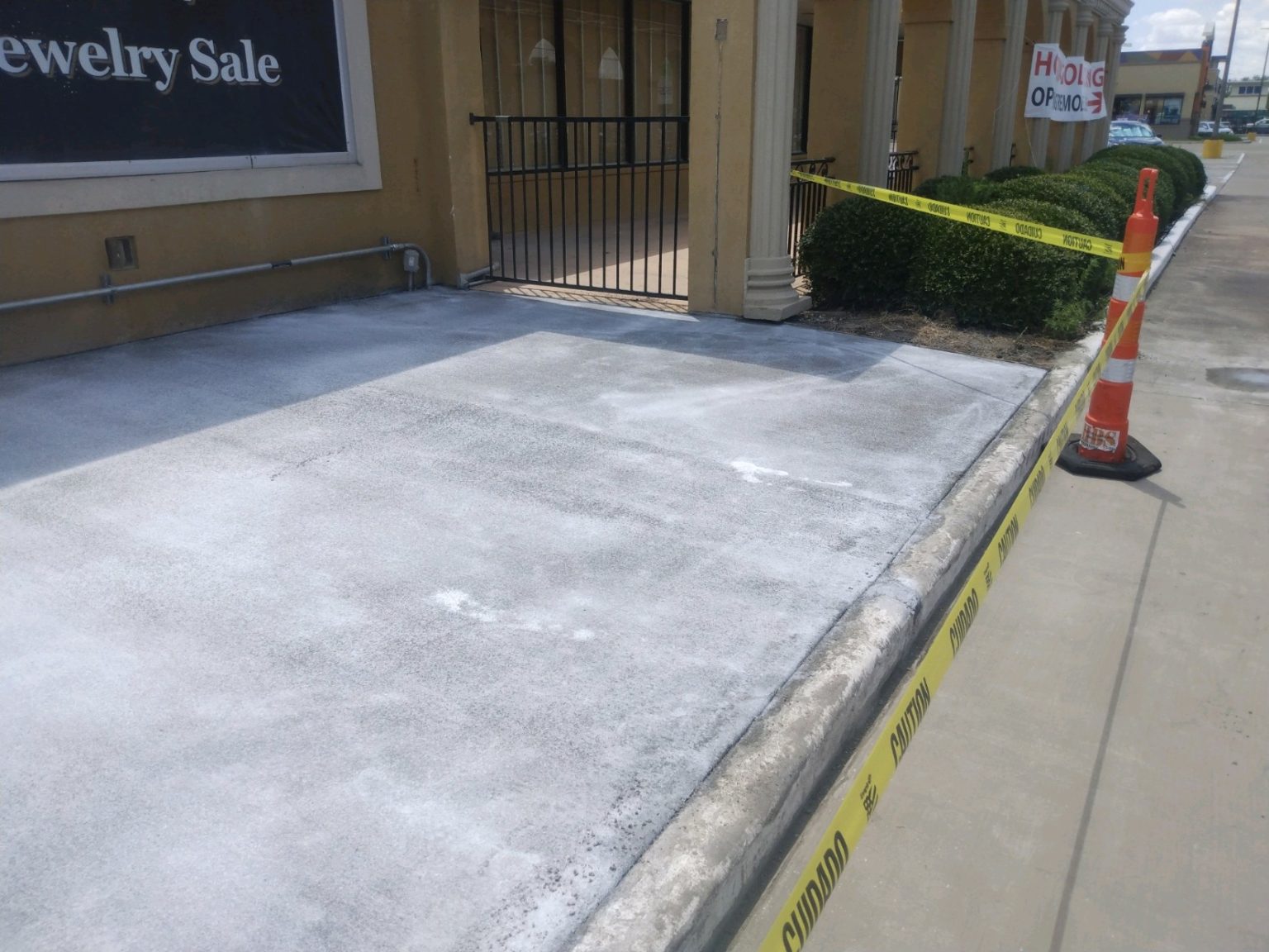 New Concrete Patio And Curb Repair - American Paving